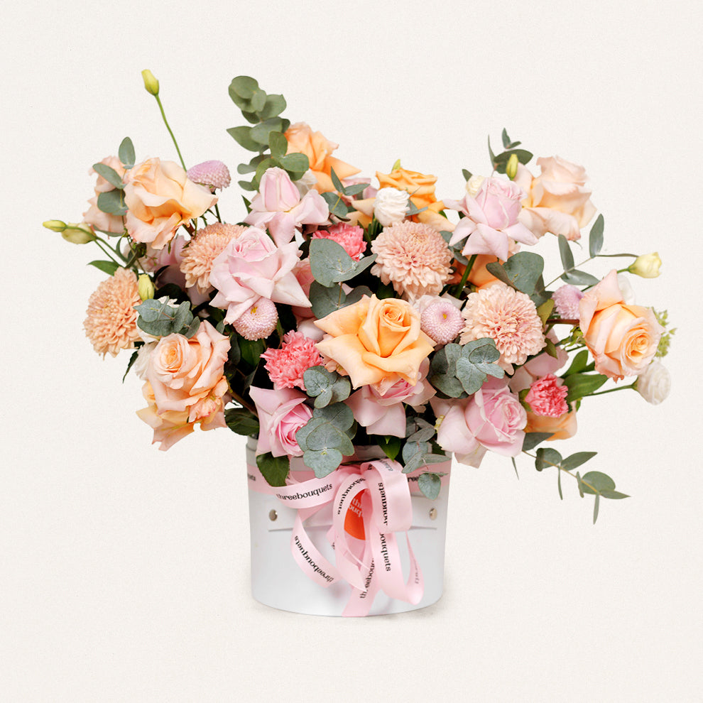 Reine Bloom Box | Three Bouquets